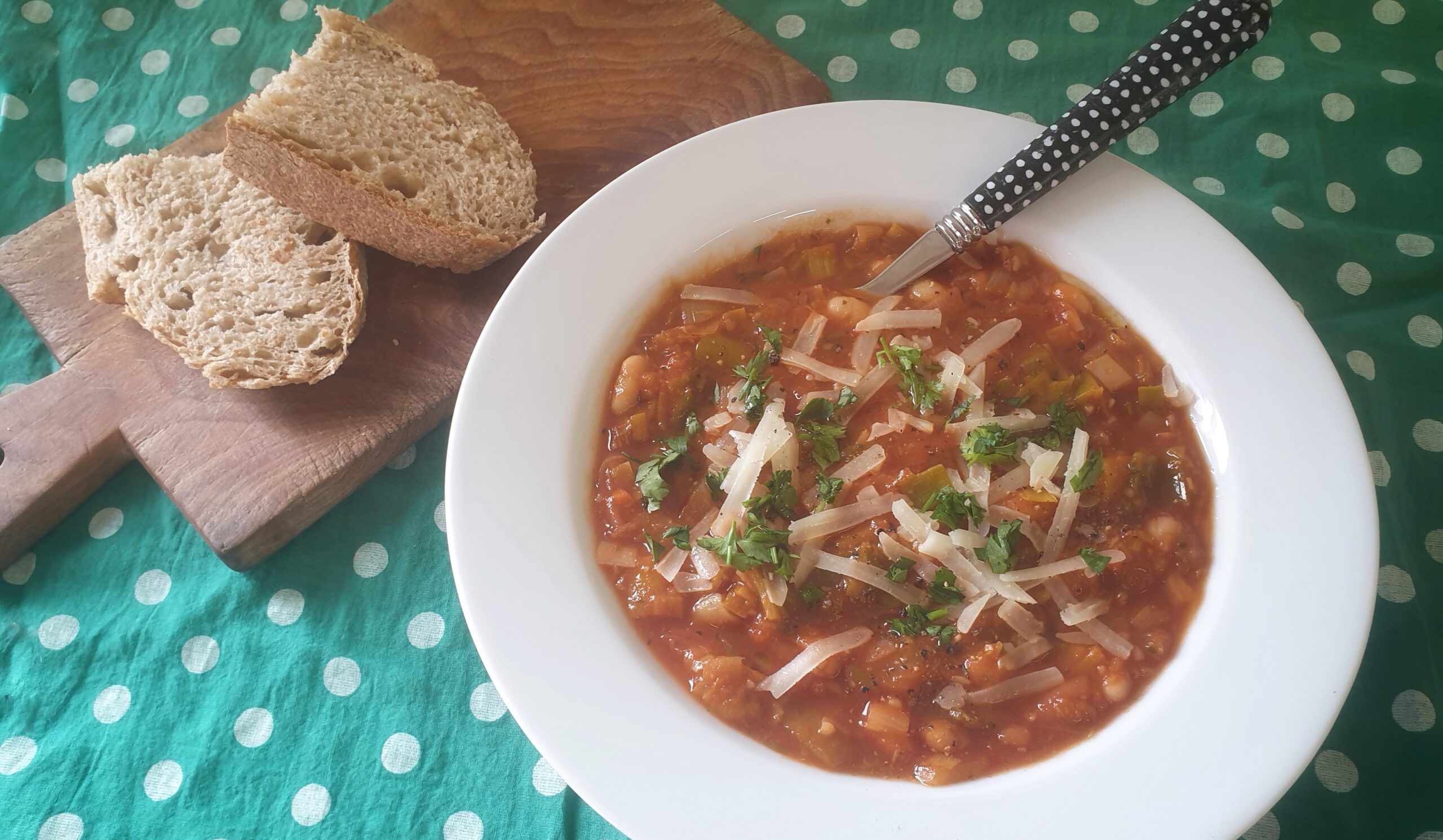 Prei soep met tomaat en bonen - Kievitamines